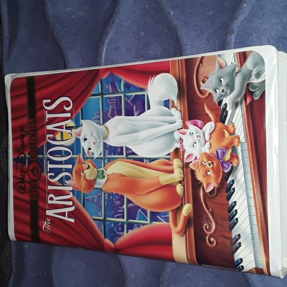 Disney | Media | The The Aristocats Vhs | Poshmark